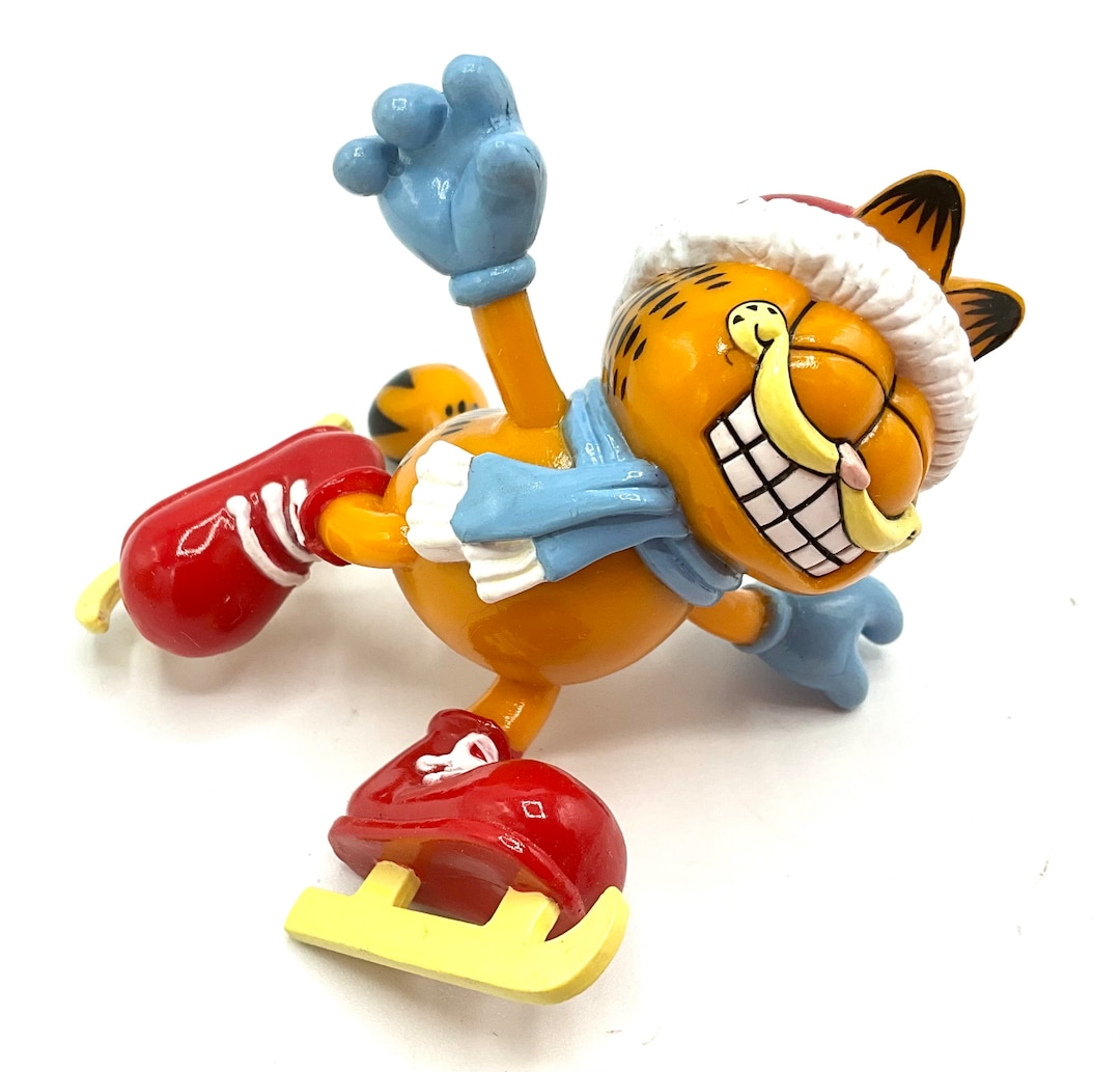 Gorgeous Collectible and Vintage Ornament as Garfield is Ice Skating ...