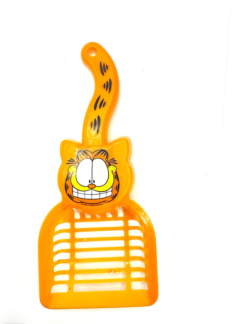Gorgeous Collectible and Vintage Garfield Poop Scoop Cat Litter, Orange ...