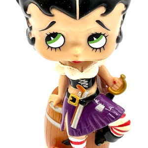 Gorgeous Collectible Betty Boop Pirate Buccaneer, Bobblehead, Bobble ...