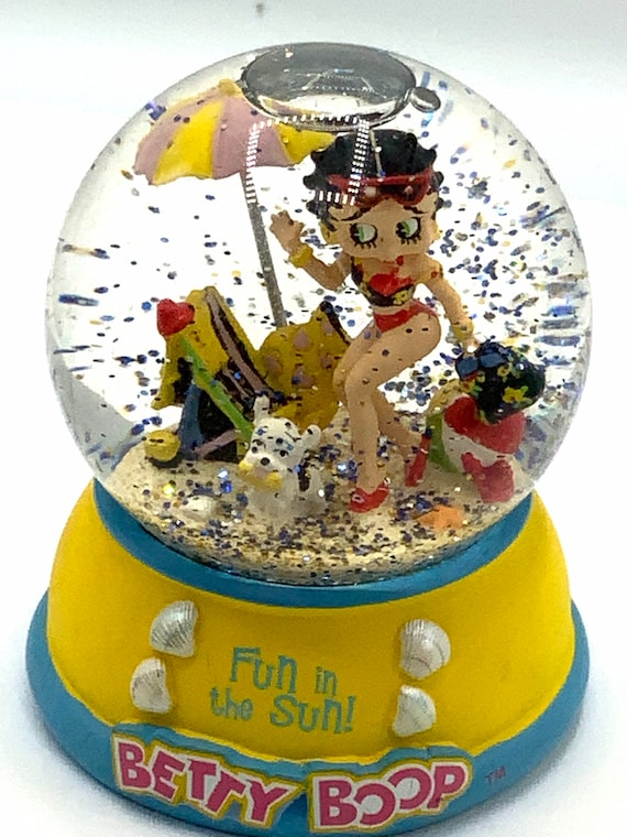 Gorgeous Collectible and Rare Betty Boop Snow Globe Snowball - Etsy