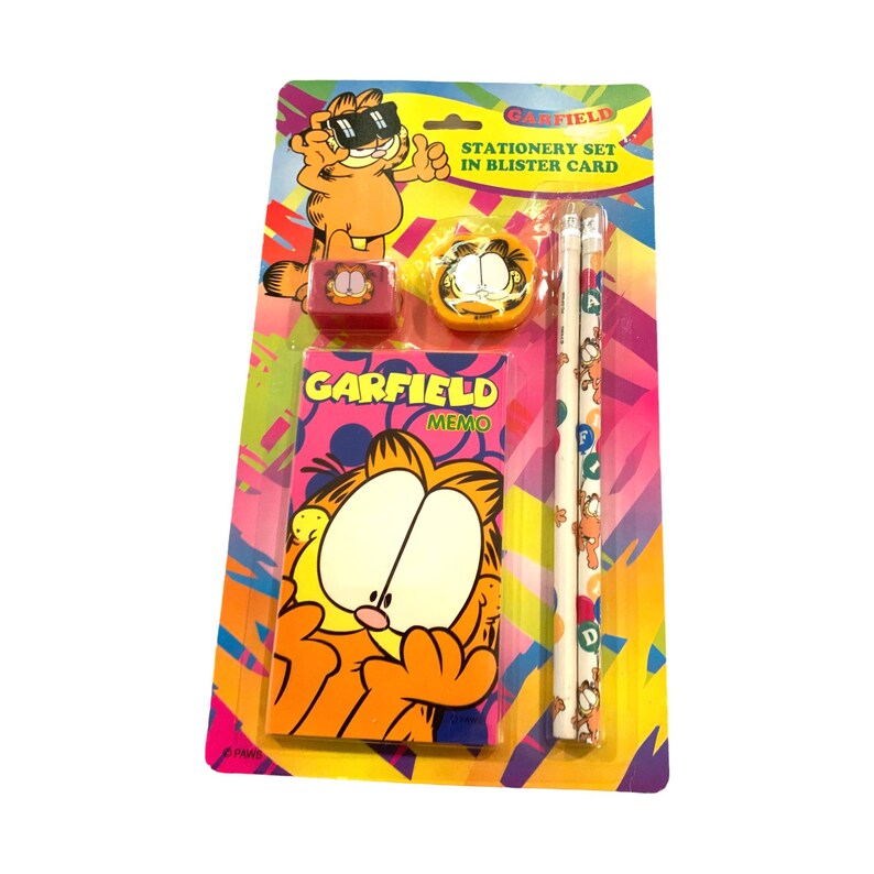 Gorgeous Collectible and Vintage Garfield Set, Note Pad, Eraser, Pencil ...