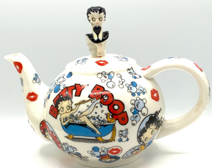 Gorgeous Collectible and Vintage Teapot by Cardew Design. - Etsy