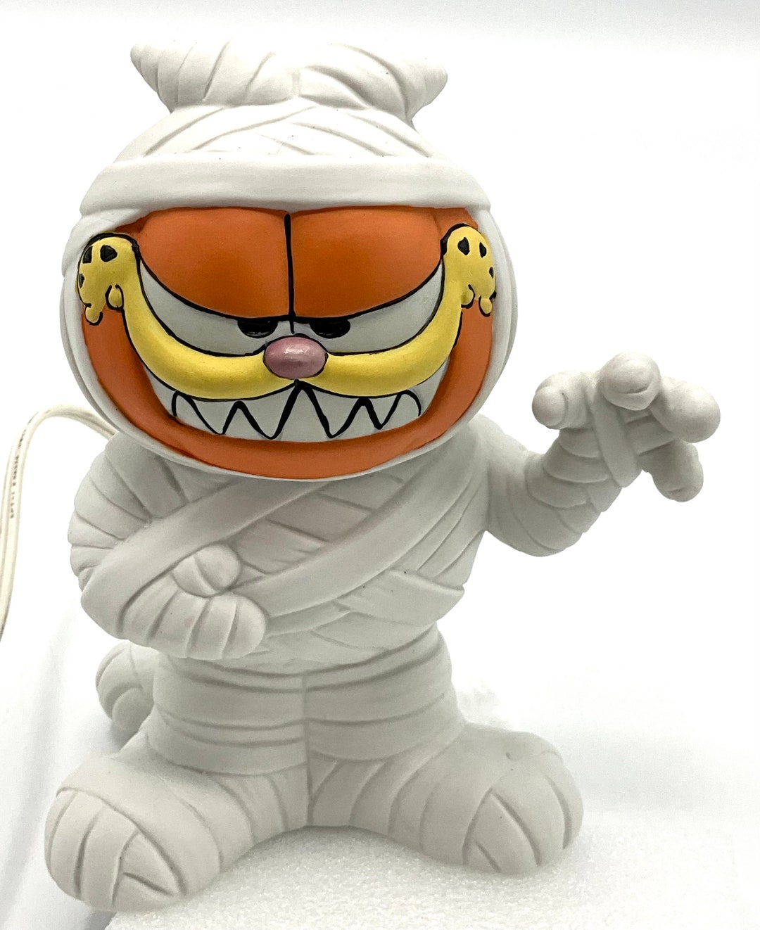 Gorgeous Collectible and Vintage Garfield as Mummy Cat, Orange, Lamp ...