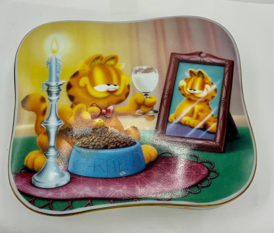 Gorgeous Collectible and Vintage Garfield Music Box, Love Me Tender ...