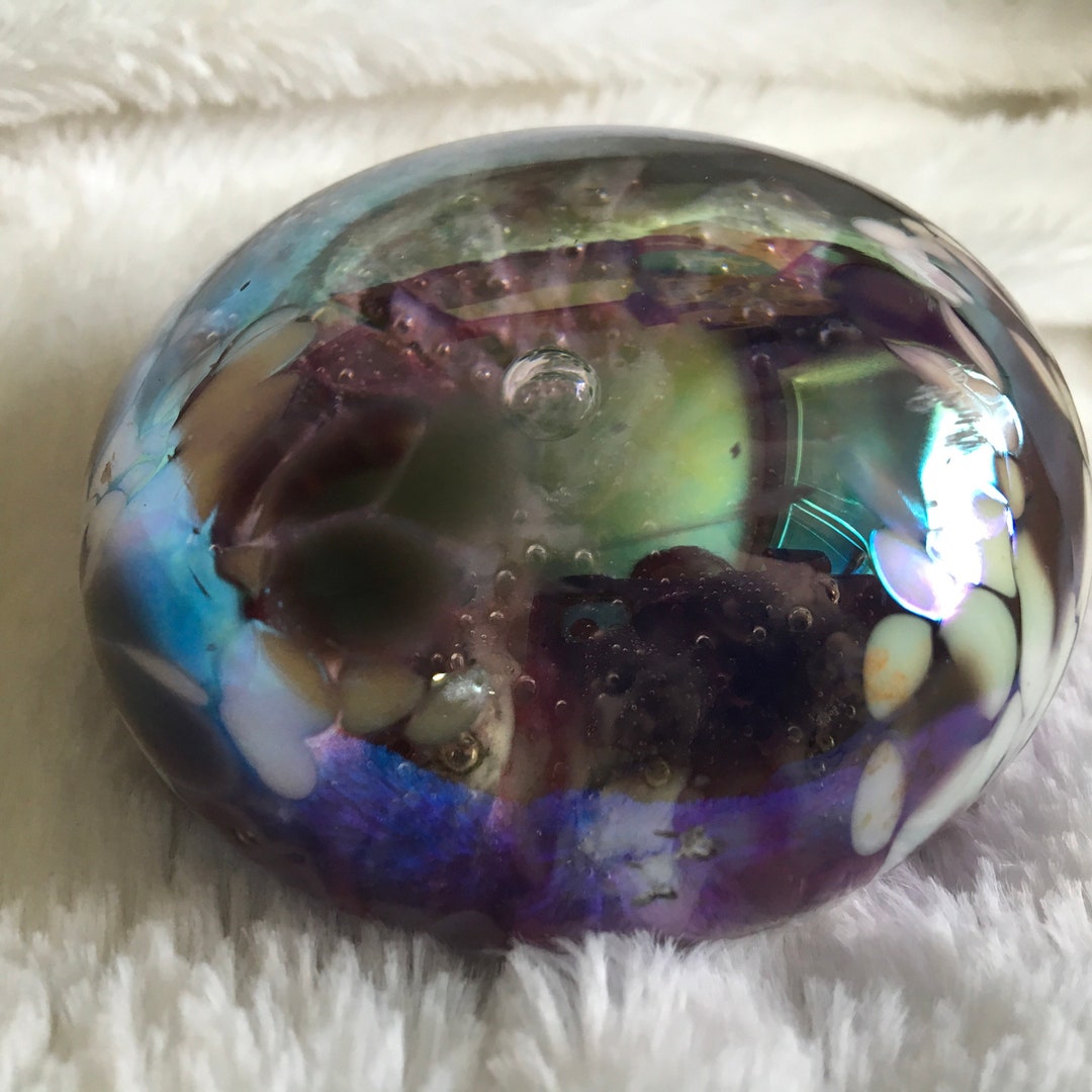 Gorgeous Collectible and Vintage Paperweight, Signed Paperweight MSH 98 ...
