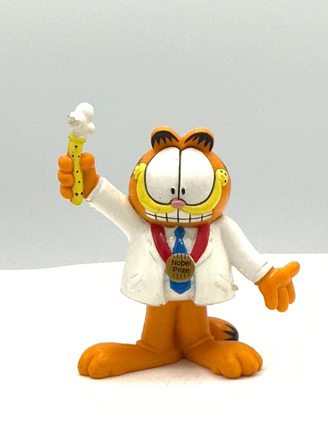 Gorgeous Collectible and Vintage Garfield as Nobel Prize Winner ...