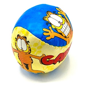 Gorgeous Collectible and Vintage Garfield Ball, a Cat Orange, Cat, Odie ...