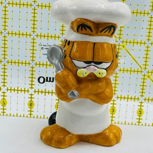 Gorgeous Collectible and Vintage Garfield as a Chef Salt or - Etsy