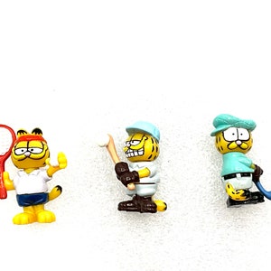 Gorgeous Collectible and Vintage Garfield Small Figurine, Cat, Orange ...