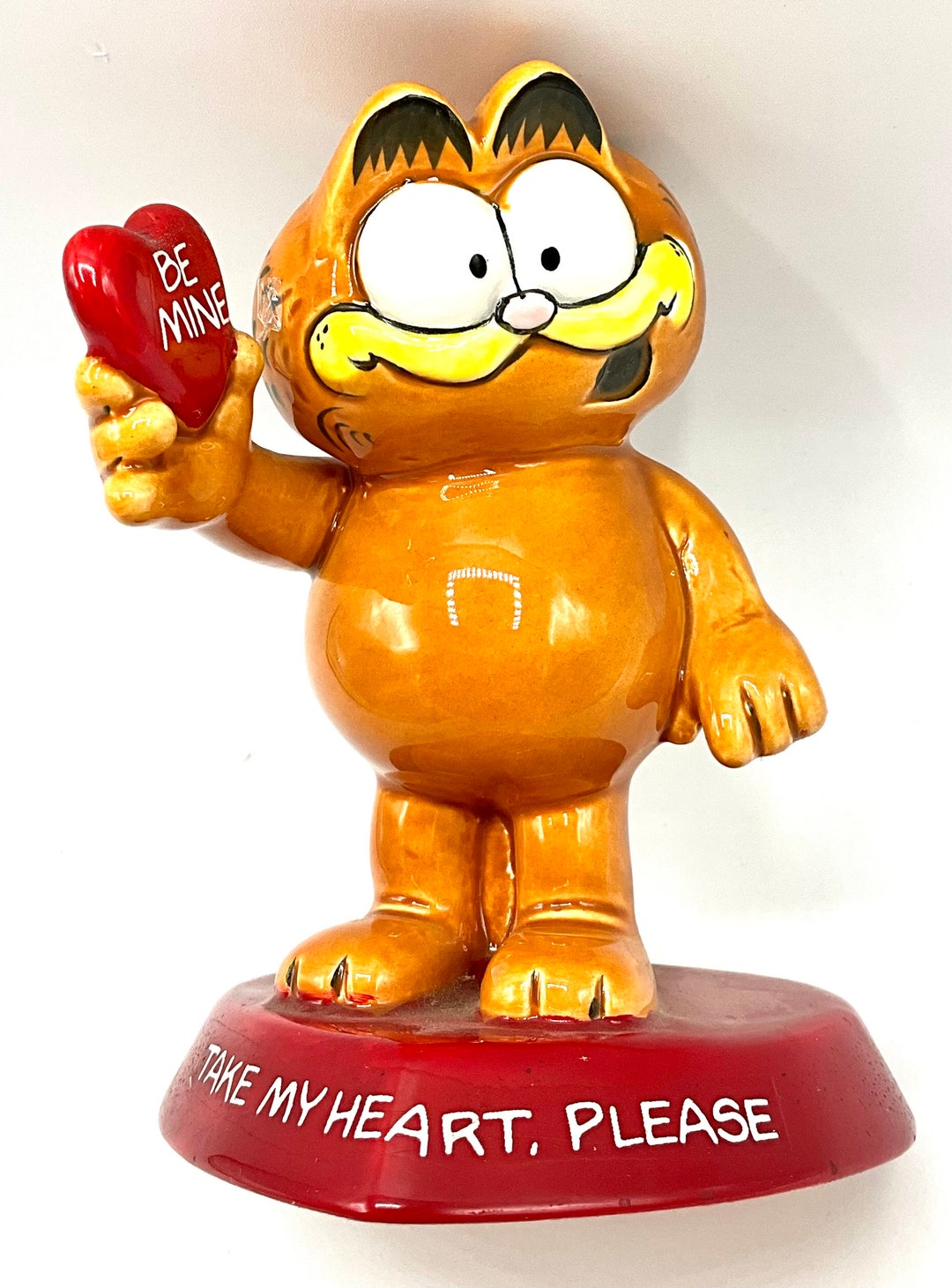 Gorgeous Collectible and Vintage Garfield With a Red Heart, Be Mine ...