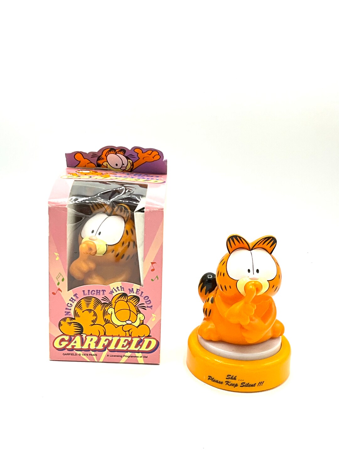 Gorgeous Collectible and Vintage Garfield Touch Light, Figurine, Cat ...