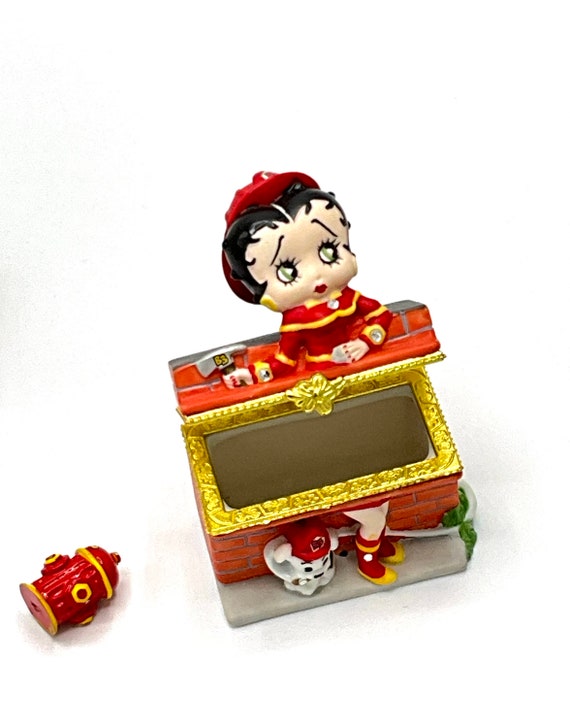 Gorgeous Collectible And Vintage Betty Boop Jewelry… Gem