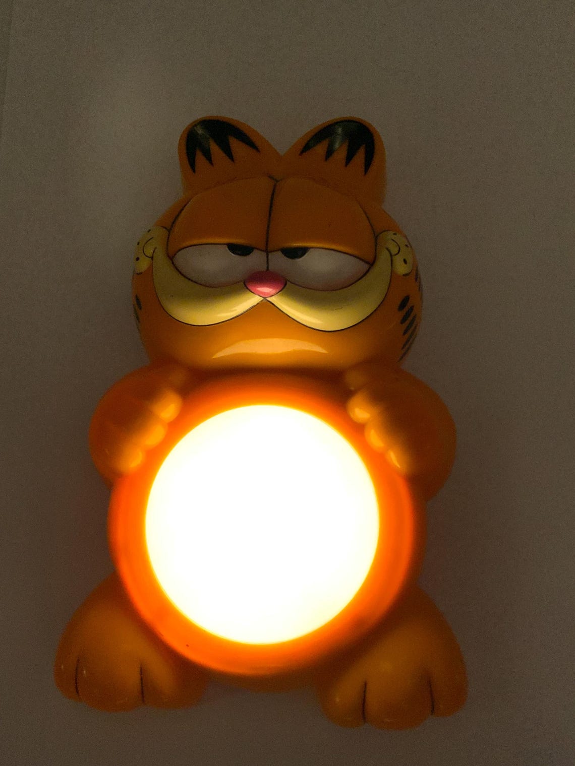 Gorgeous Collectible and Vintage Garfield Touch Light, Figurine, Cat ...
