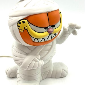 Gorgeous Collectible and Vintage Garfield as Mummy Cat, Orange, Lamp ...
