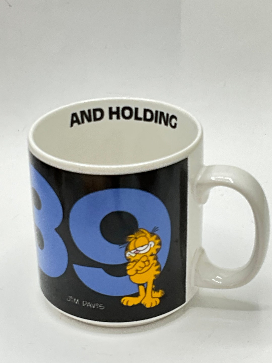 Gorgeous Collectible and Vintage Garfield Mug, 39 and Holding, Jim ...