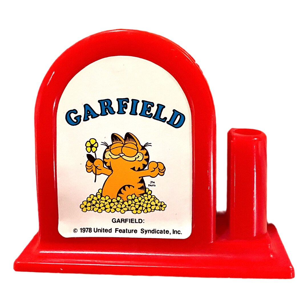 Gorgeous Collectible and Vintage Garfield Pencil Holder, Cat, Orange ...