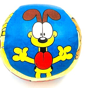 Gorgeous Collectible and Vintage Garfield Ball, a Cat Orange, Cat, Odie ...