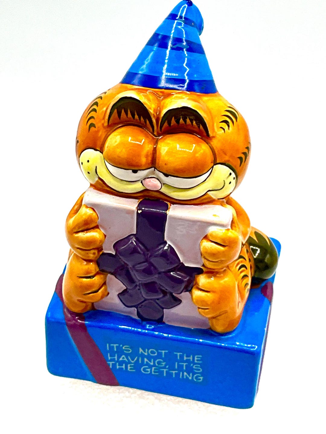 Gorgeous Vintage and Collectible Ceramic Garfield Figurine, the ...