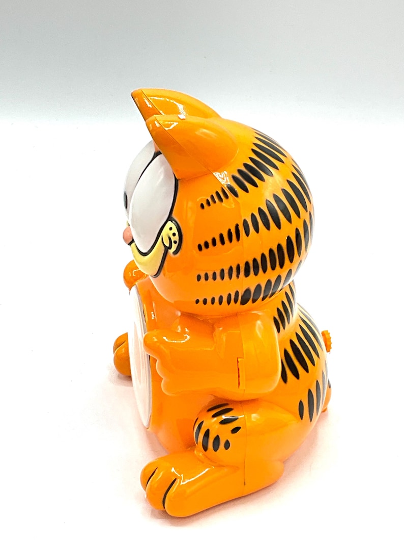 Gorgeous Collectible and Vintage Garfield Clock, Alarm Desk, Cat ...