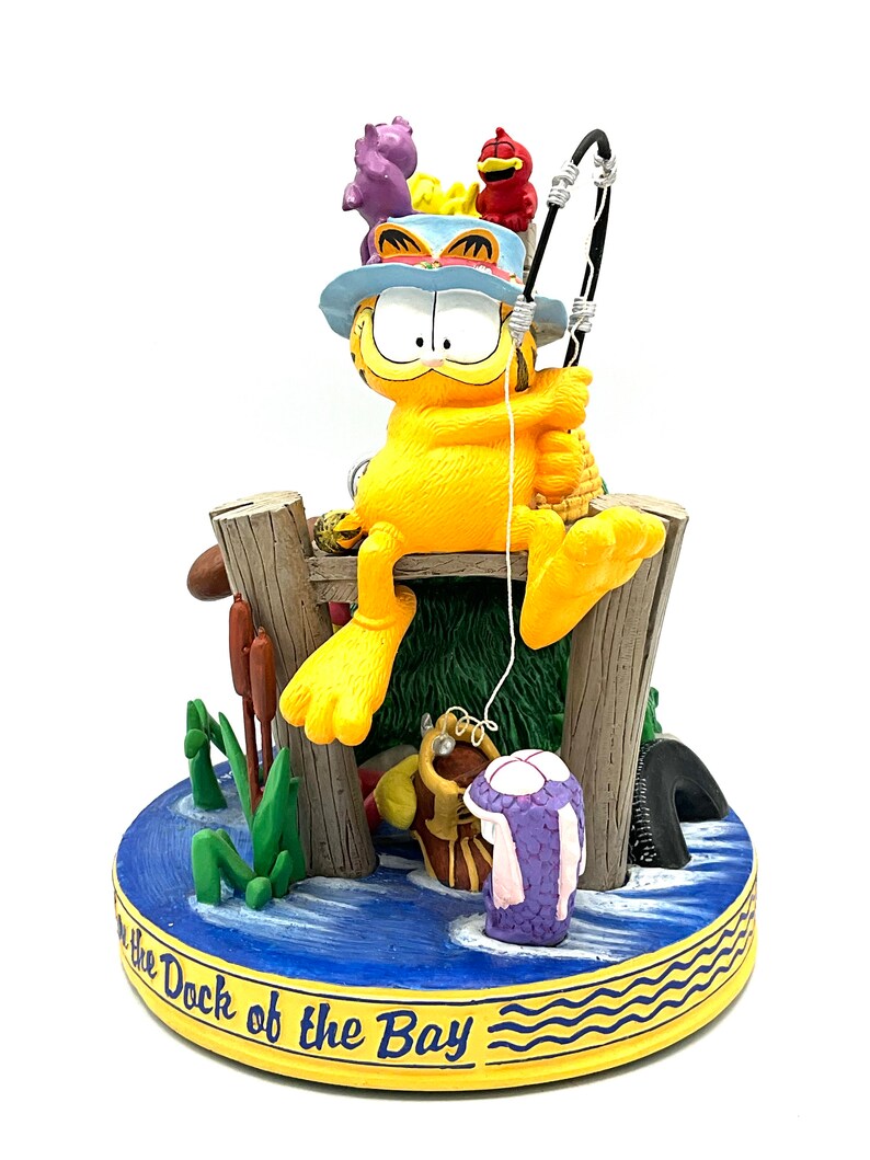 Gorgeous Collectible and Vintage Garfield Sittin on the Dock of the Bay ...