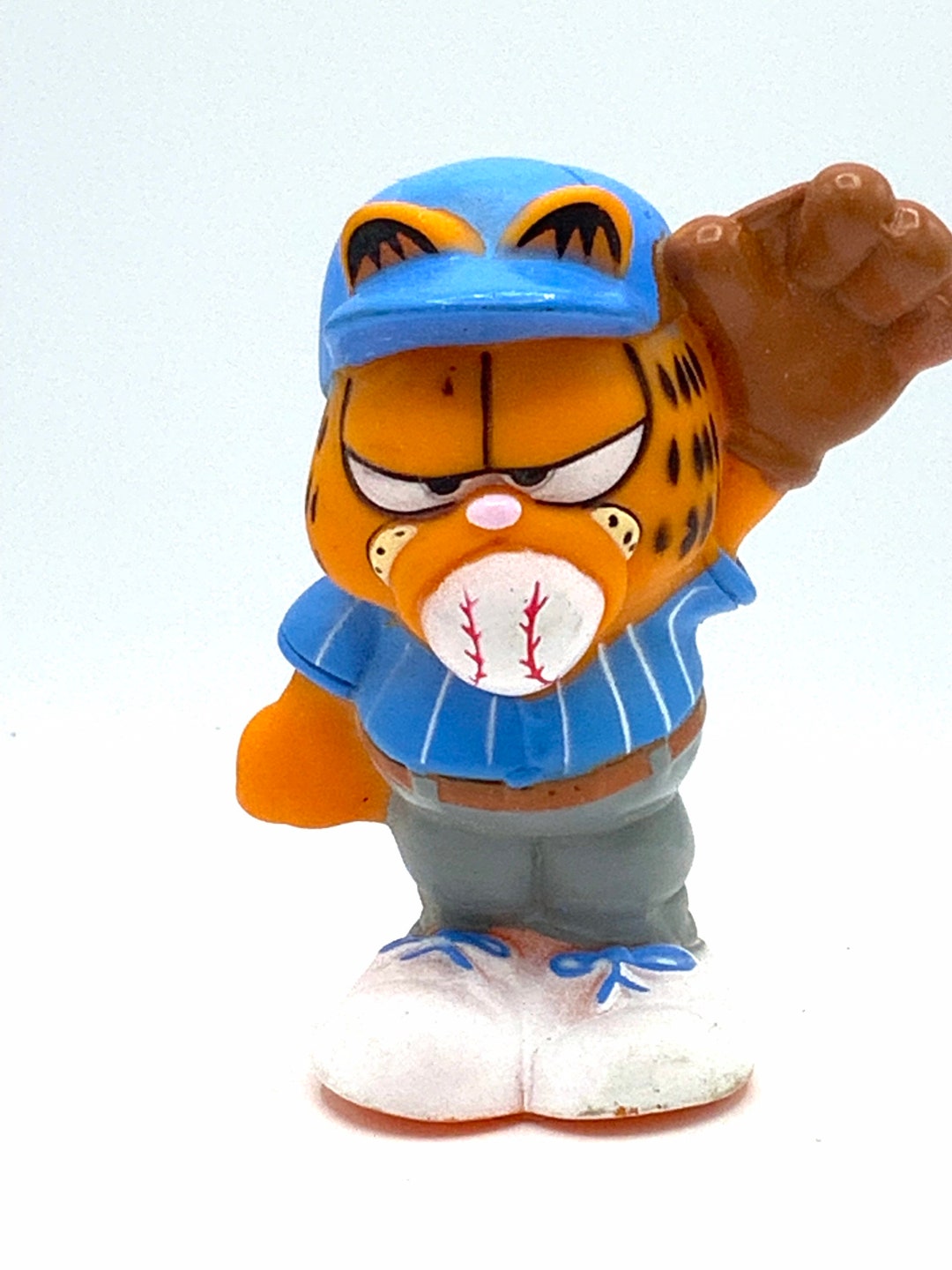 Gorgeous Collectible and Vintage Garfield Baseball Player. - Etsy