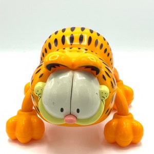 Gorgeous Collectible and Vintage Garfield Massager Hand Held, Cat ...