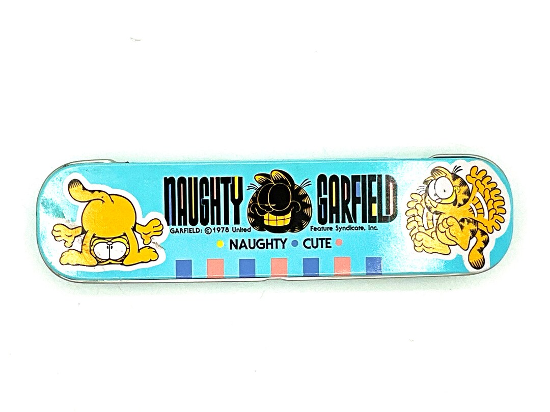 Gorgeous Collectible and Vintage Garfield Pencil Holder, Pencil Case ...