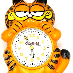 Gorgeous Collectible and Vintage Garfield Clock, Alarm Desk, Cat ...