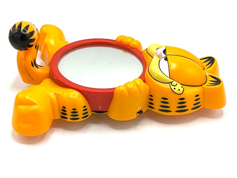 Gorgeous Collectible and Beautiful Vintage Garfield Radio and Mirror ...
