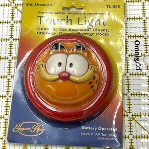 Gorgeous Collectible and Vintage Garfield Touch Light, Seal, Cat ...