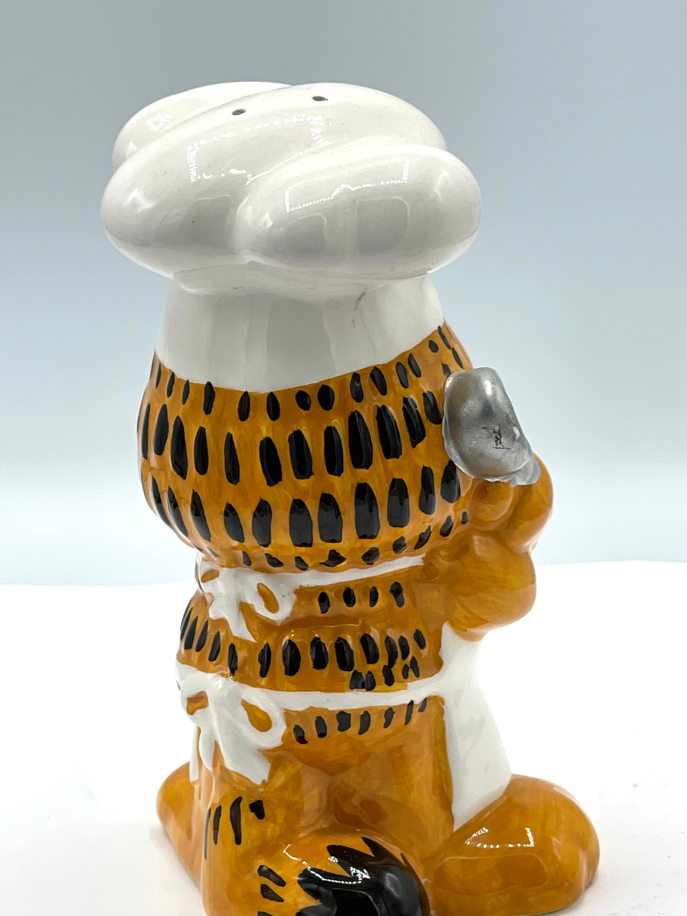 Gorgeous Collectible and Vintage Garfield as a Chef and Odie Salt and ...