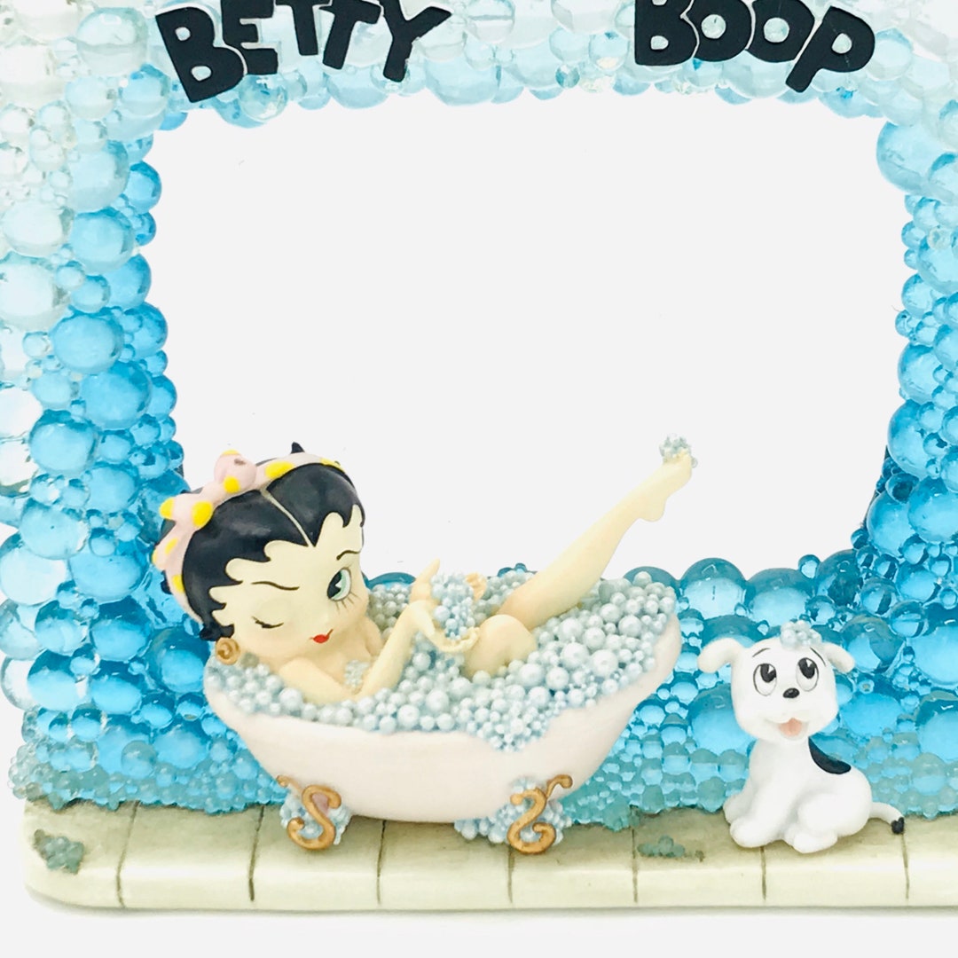 Gorgeous and Vintage Betty Boop Picture Frame, Betty at the Tub ...