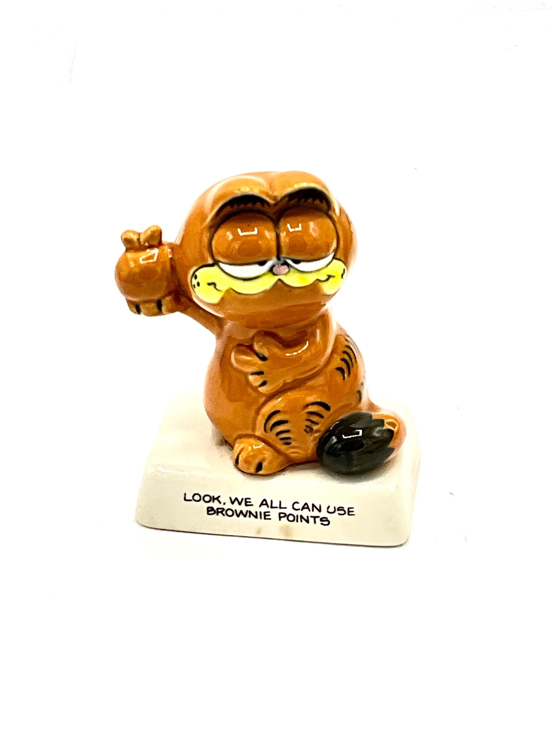 Gorgeous Collectible and Vintage Garfield With Red Apple, Ceramic ...