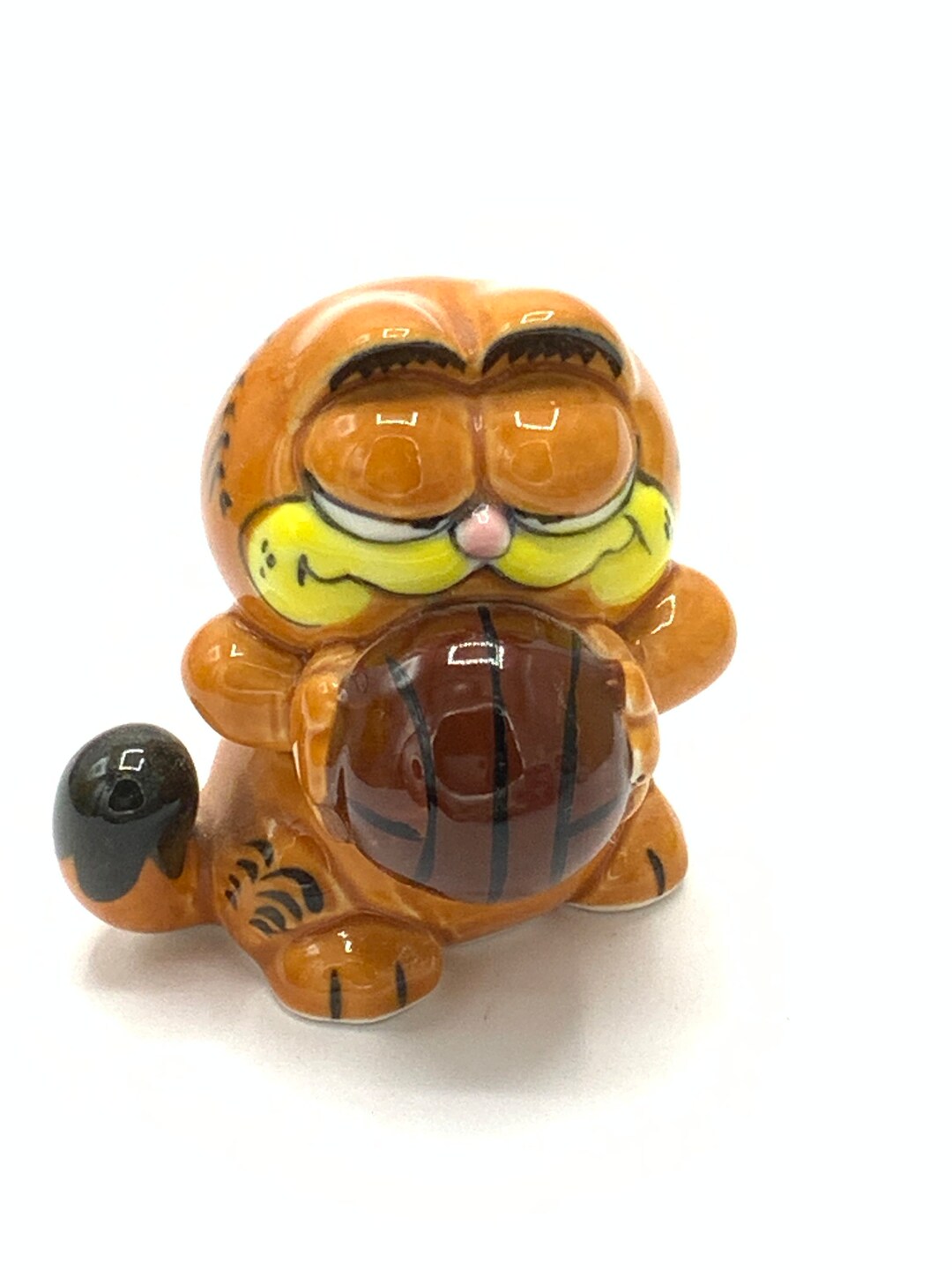 Gorgeous Collectible and Vintage Garfield With a Ball, Ceramic or ...