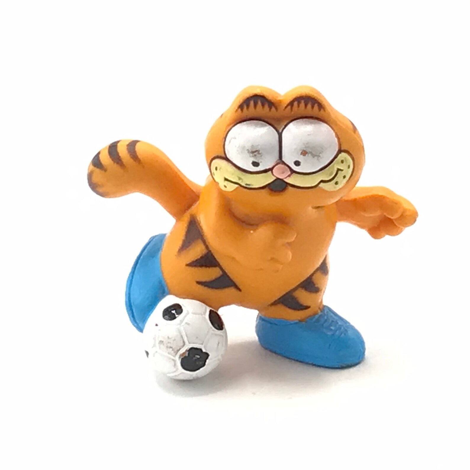Vintage Garfield Toy Playing Soccer. - Etsy