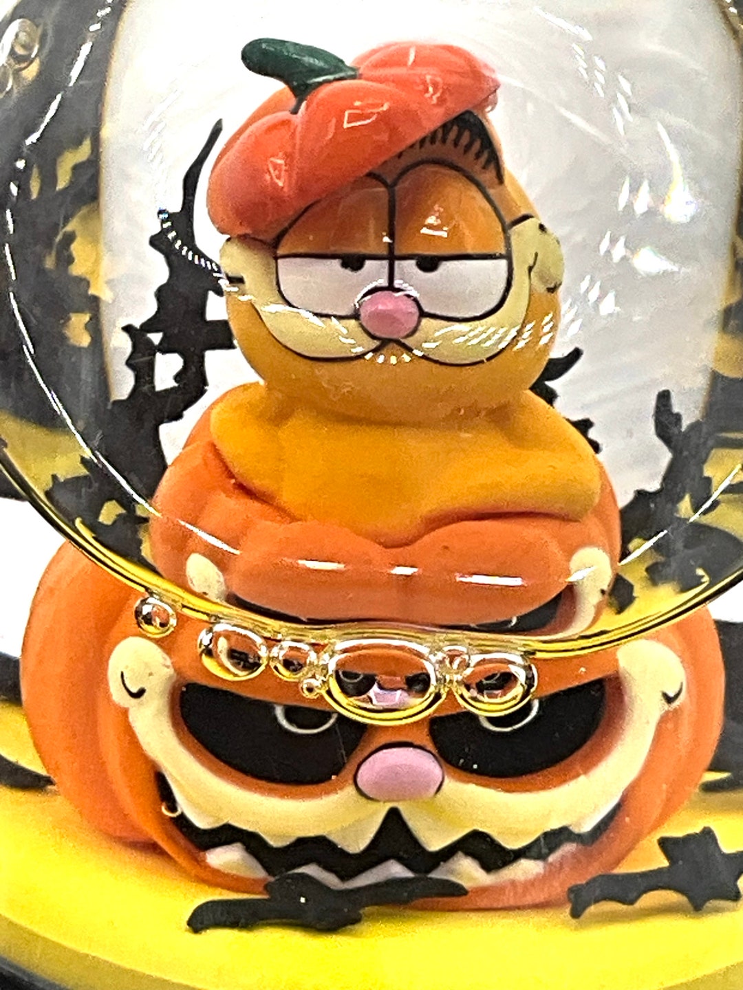 Gorgeous Collectible and Vintage Garfield as Pumpkin Figurine, Mini ...