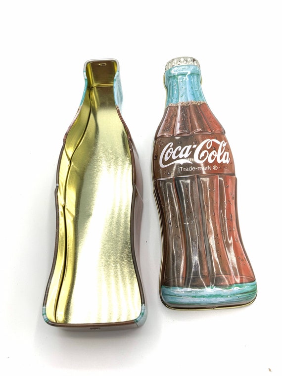 Gorgeous collectible and vintage Coca Cola tin box, … - Gem