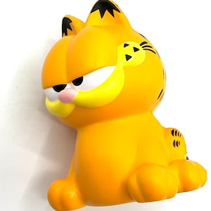 Gorgeous Collectible Garfield Cat, Orange, Figurine, Dog Toy. - Etsy