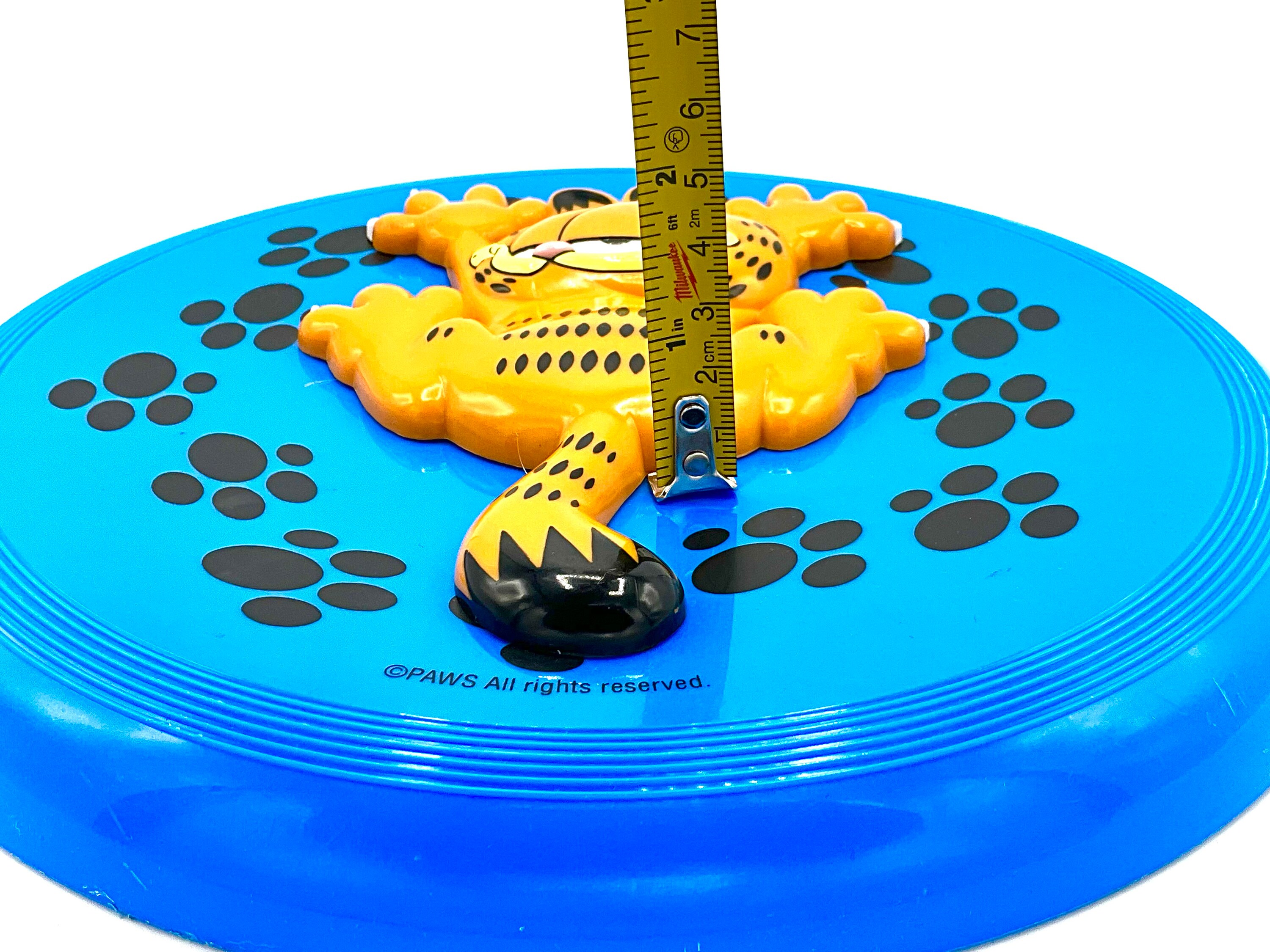 Gorgeous Collectible and Vintage Garfield 3D Frisbee Flying Dish, Paws ...