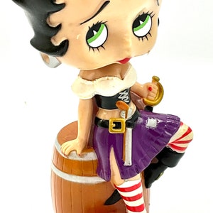 Gorgeous Collectible Betty Boop Pirate Buccaneer, Bobblehead, Bobble ...