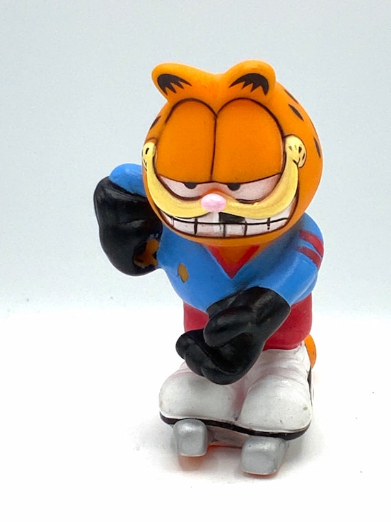 Gorgeous Collectible and Vintage Garfield Playing Ice Hockey - Etsy