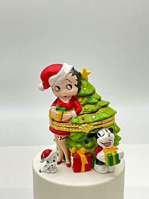 Gorgeous collectible and vintage Betty Boop, jewelry… - Gem