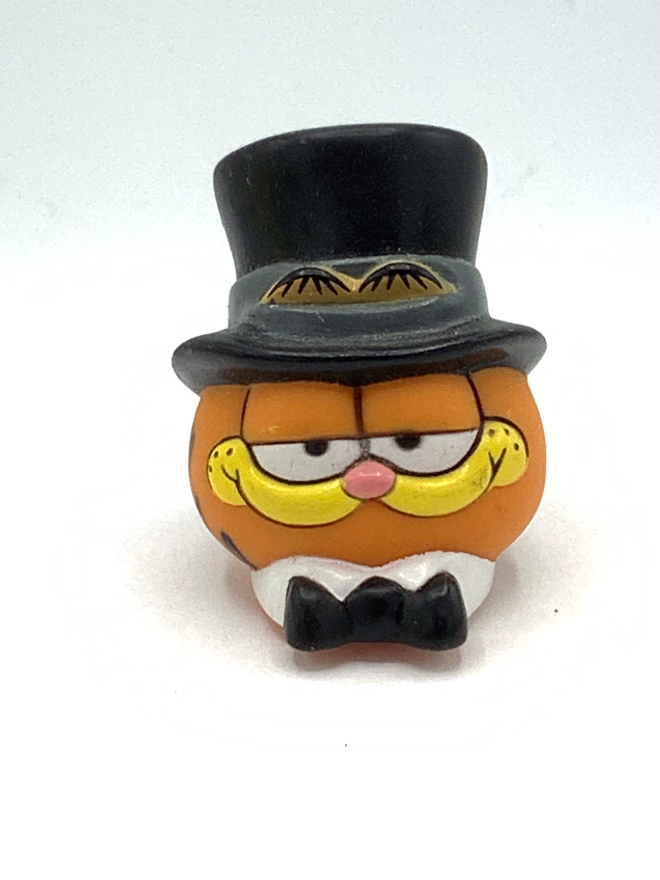 Gorgeous Collectible and Vintage Garfield Pencil Topper, Cat, Orange ...