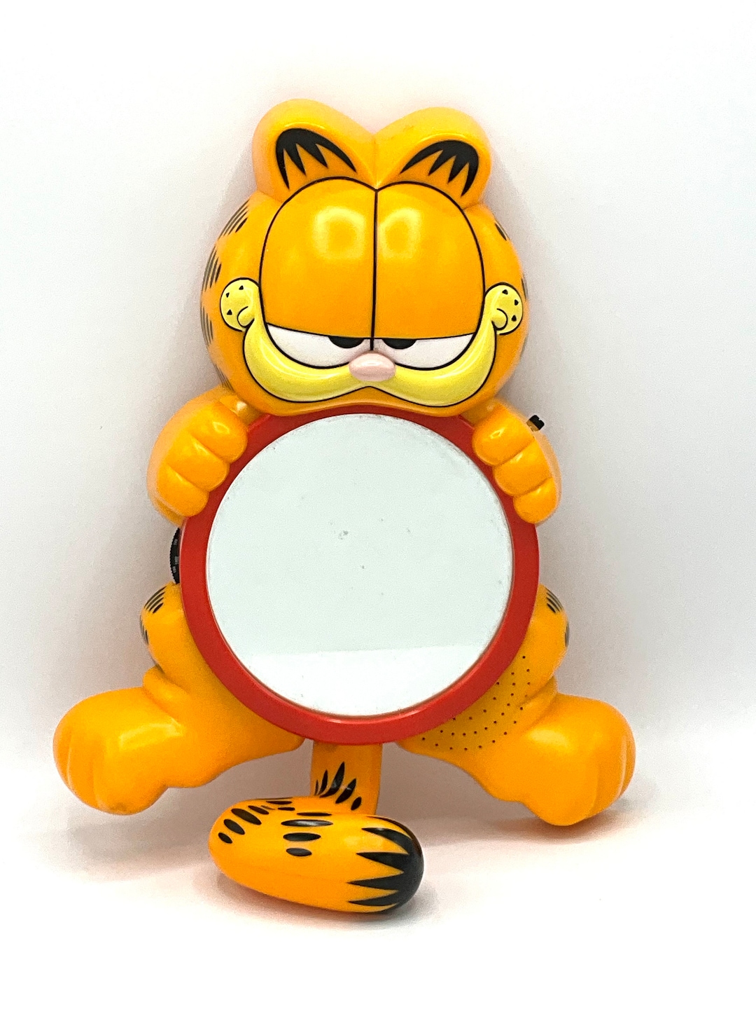 Gorgeous Collectible and Beautiful Vintage Garfield Radio and Mirror ...