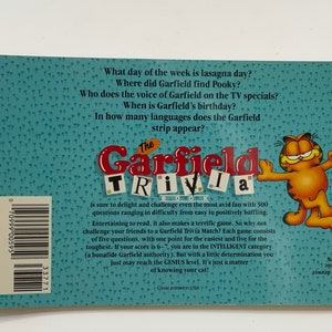 Gorgeous Collectible and Vintage Garfield Trivia Book and Throw His ...