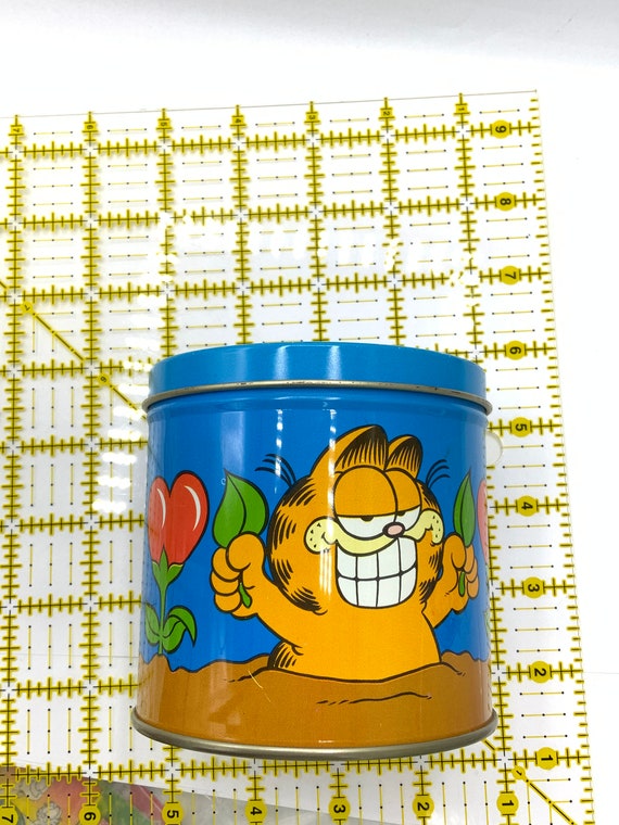 Gorgeous collectible and vintage Garfield tin box,, m… - Gem