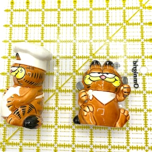 Gorgeous Collectible and Vintage Chefs Garfield Salt or Pepper, Shaker ...