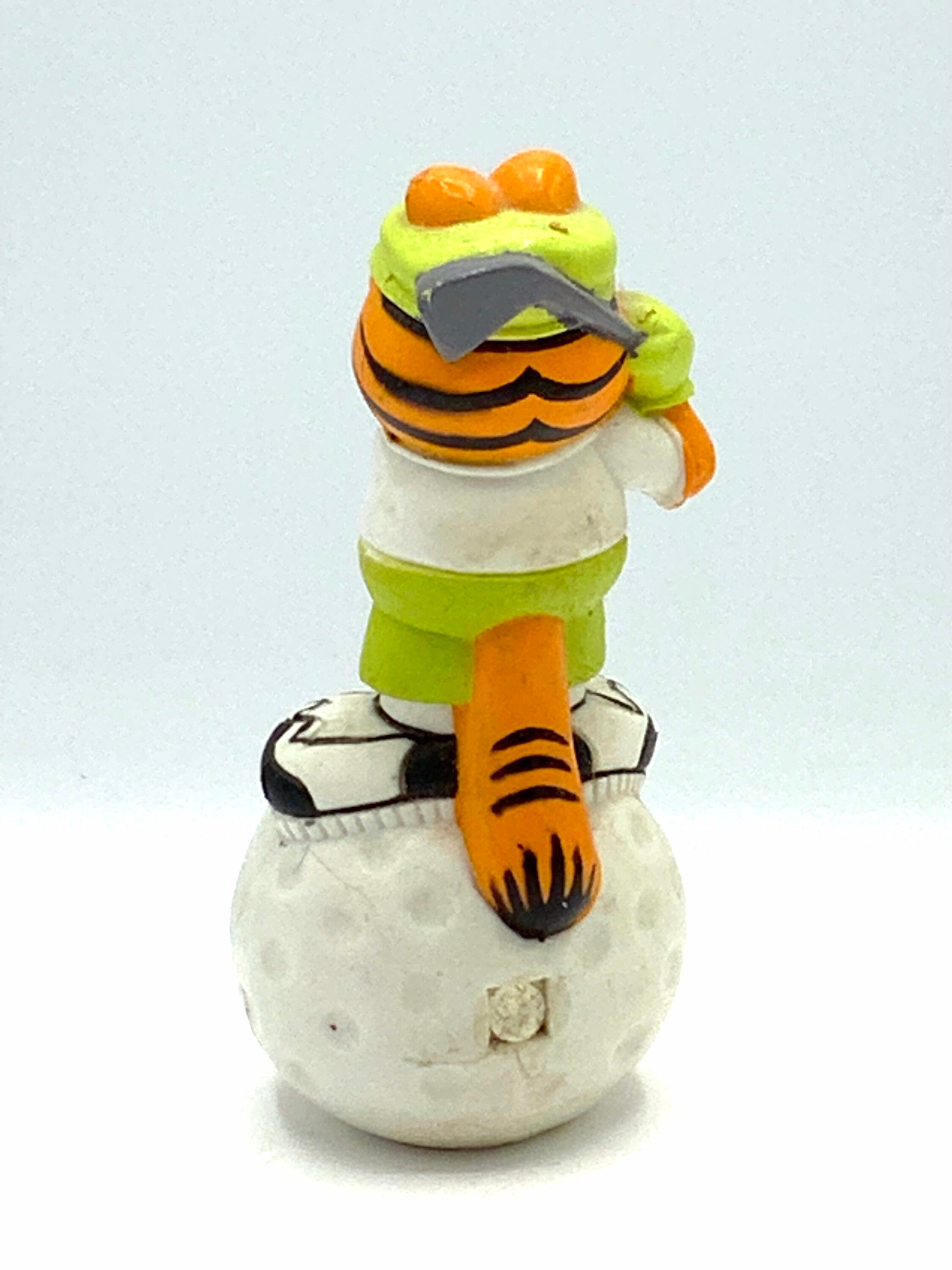 Gorgeous Collectible and Vintage Garfield Playing the Golf. - Etsy