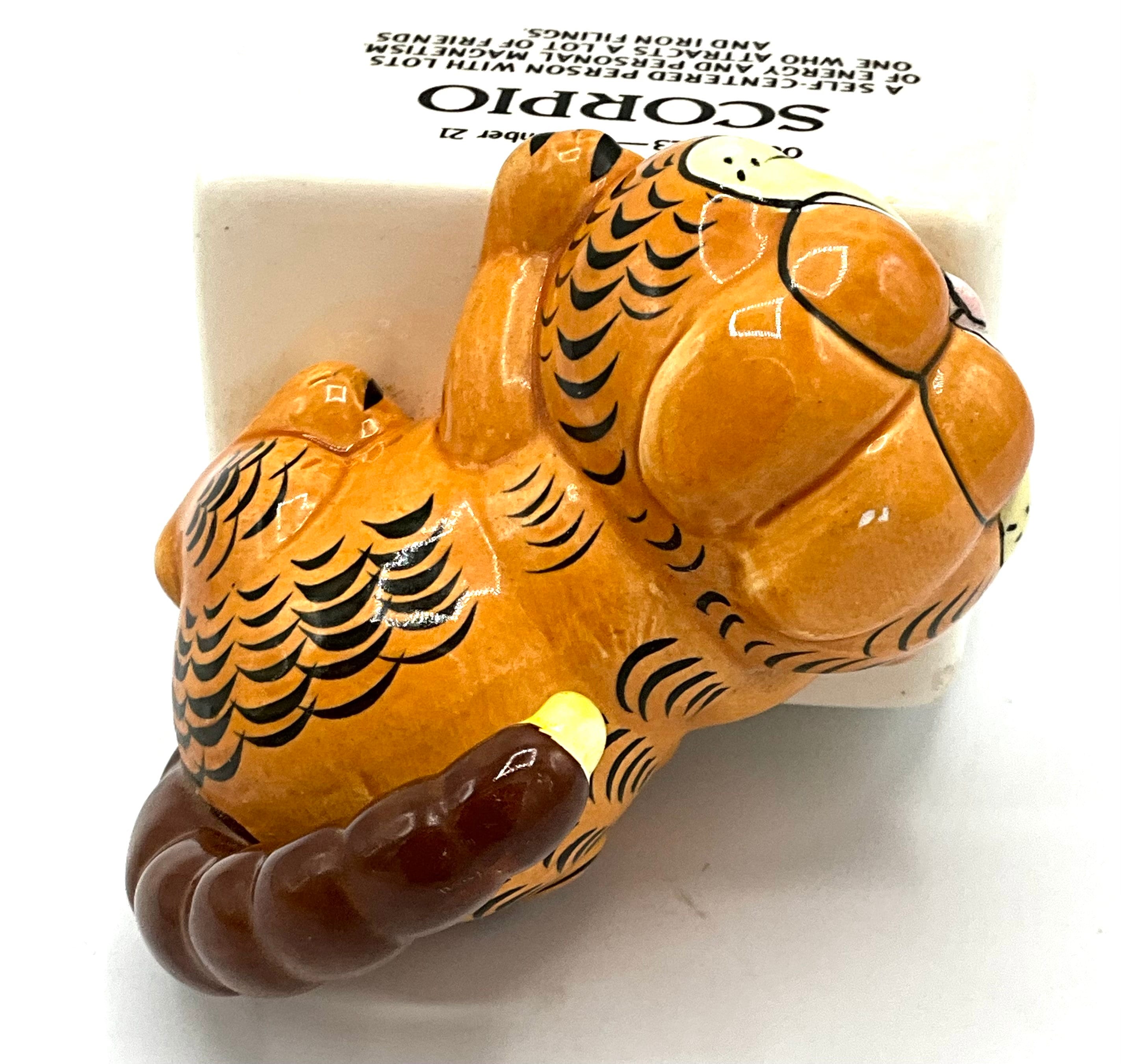 Gorgeous Collectible and Vintage Porcelain Garfield by Enesco, Scorpion ...