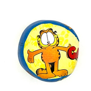 Gorgeous Collectible and Vintage Garfield Ball, a Cat Orange, Cat, Odie ...